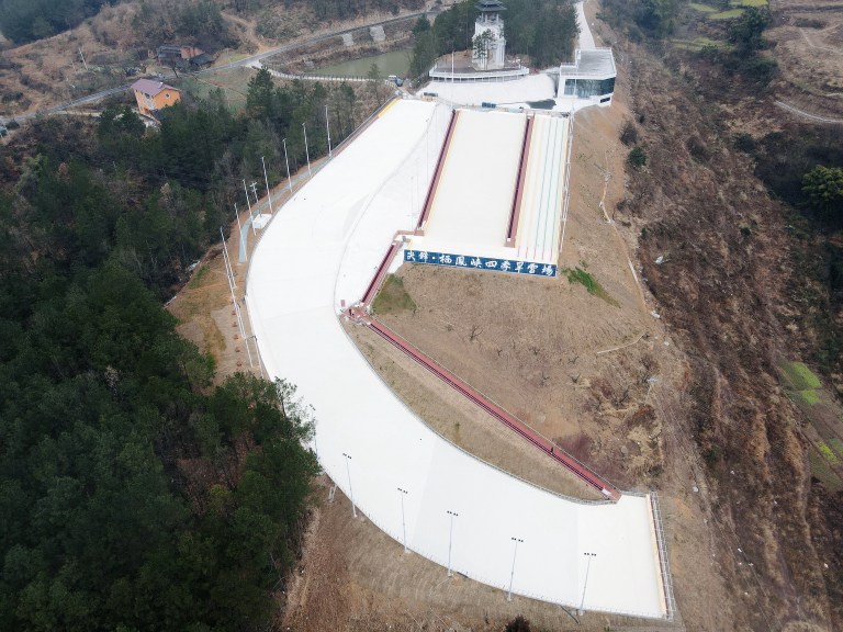 The World’s 24 Longest Dry Ski Slopes